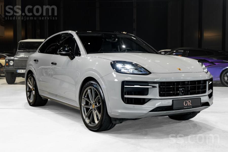 Pelēks Porsche Cayenne 2024 Rīga, ar dzinēja tilpumu 3.00 L un nobraukumu 53 tūkst. km par 110000 €, foto 4 vietnē AUTOMOTO.COM.LV