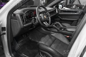 Pelēks Porsche Cayenne 2024 Rīga, ar dzinēja tilpumu 3.00 L un nobraukumu 53 tūkst. km par 110000 €, foto 10 vietnē AUTOMOTO.COM.LV