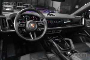 Pelēks Porsche Cayenne 2024 Rīga, ar dzinēja tilpumu 3.00 L un nobraukumu 53 tūkst. km par 110000 €, foto 11 vietnē AUTOMOTO.COM.LV