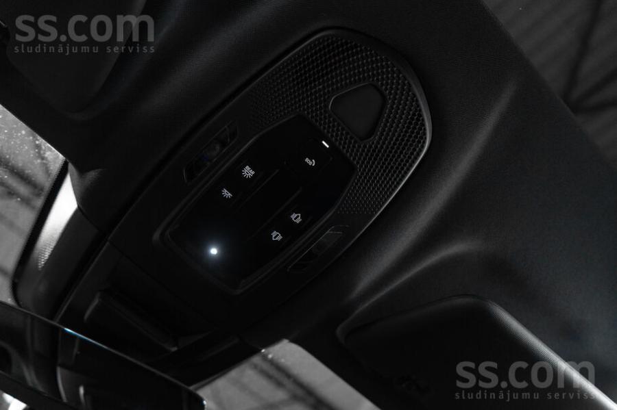 Pelēks Porsche Cayenne 2024 Rīga, ar dzinēja tilpumu 3.00 L un nobraukumu 53 tūkst. km par 110000 €, foto 28 vietnē AUTOMOTO.COM.LV