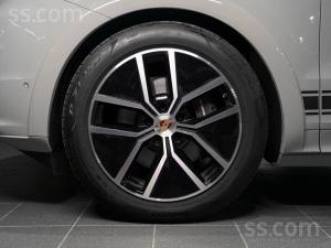 Pelēks Porsche Cayenne 2025 Rīga, ar dzinēja tilpumu 3.00 L un nobraukumu 8 tūkst. km par 105900 €, foto 15 vietnē AUTOMOTO.COM.LV