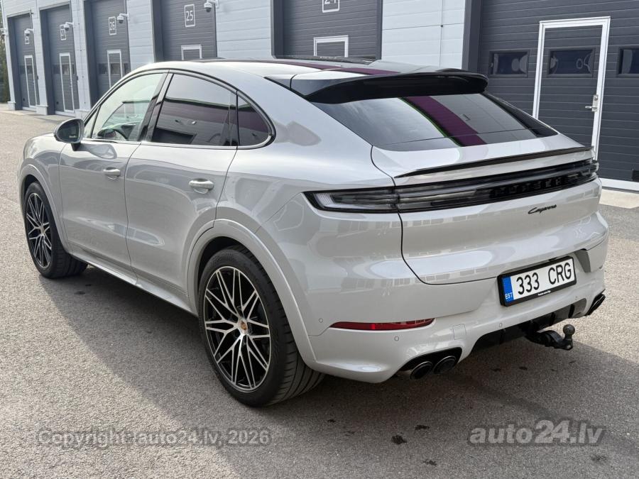 Pelēks Porsche Cayenne 2025 Tallina, ar dzinēja tilpumu 3.00 L un nobraukumu 11 tūkst. km par 135900 €, foto 4 vietnē AUTOMOTO.COM.LV