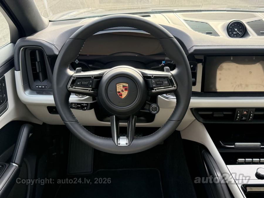 Pelēks Porsche Cayenne 2025 Tallina, ar dzinēja tilpumu 3.00 L un nobraukumu 11 tūkst. km par 135900 €, foto 11 vietnē AUTOMOTO.COM.LV