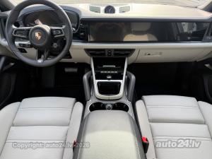 Pelēks Porsche Cayenne 2025 Tallina, ar dzinēja tilpumu 3.00 L un nobraukumu 11 tūkst. km par 135900 €, foto 12 vietnē AUTOMOTO.COM.LV