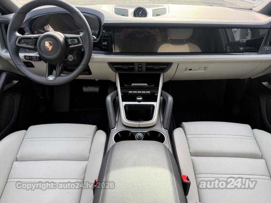 Pelēks Porsche Cayenne 2025 Tallina, ar dzinēja tilpumu 3.00 L un nobraukumu 11 tūkst. km par 135900 €, foto 12 vietnē AUTOMOTO.COM.LV