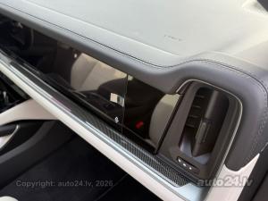 Pelēks Porsche Cayenne 2025 Tallina, ar dzinēja tilpumu 3.00 L un nobraukumu 11 tūkst. km par 135900 €, foto 23 vietnē AUTOMOTO.COM.LV