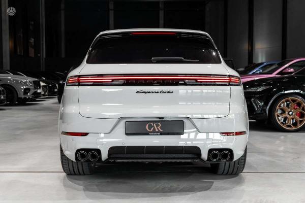 Pelēks Porsche Cayenne 2025 Rīga, ar dzinēja tilpumu 4.00 L un nobraukumu 24 tūkst. km par 169900 €, foto 5 vietnē AUTOMOTO.COM.LV
