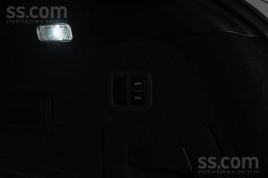 Grey Porsche Cayenne 2025 in Riga, with an engine capacity of 4.00 L and mileage of 24 thousand km for 147000 €, photo 35 on AUTOMOTO.COM.LV