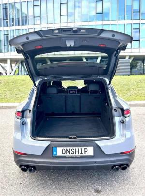 Grey Porsche Cayenne 2025 in Vilnius, with an engine capacity of 3.00 L and mileage of 7 thousand km for 95500 €, photo 21 on AUTOMOTO.COM.LV