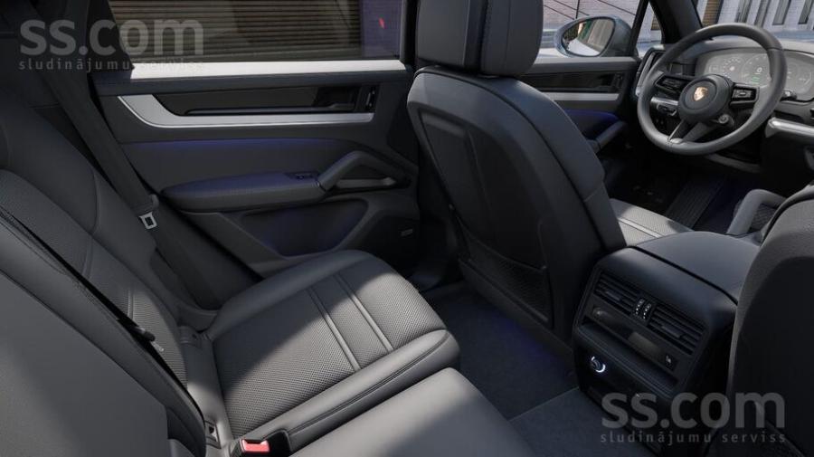 Pelēks Porsche Cayenne 2025 Rīga, ar dzinēja tilpumu 3.00 L un nobraukumu 13 tūkst. km par 95000 €, foto 15 vietnē AUTOMOTO.COM.LV