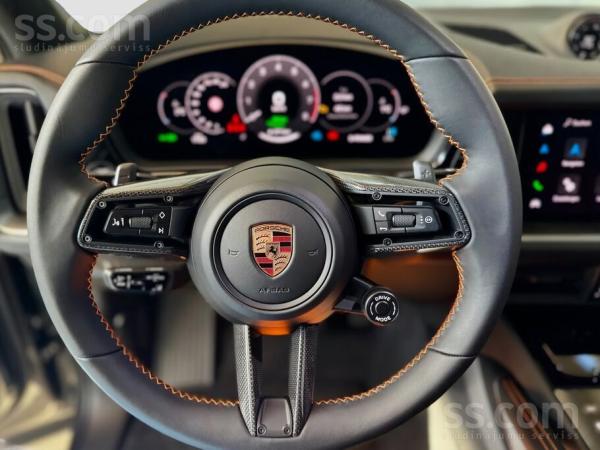 Pelēks Porsche Cayenne 2025 Rīga, ar dzinēja tilpumu 3.00 L un nobraukumu 33 tūkst. km par 120900 €, foto 8 vietnē AUTOMOTO.COM.LV