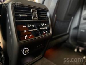 Pelēks Porsche Cayenne 2025 Rīga, ar dzinēja tilpumu 3.00 L un nobraukumu 33 tūkst. km par 120900 €, foto 12 vietnē AUTOMOTO.COM.LV