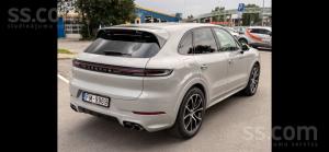 Grey Porsche Cayenne 2025 in Riga, with an engine capacity of 3.00 L and mileage of 18 thousand km for 90700 €, photo 5 on AUTOMOTO.COM.LV