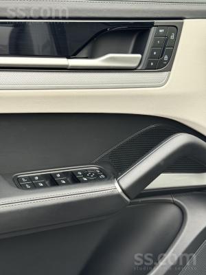 Grey Porsche Cayenne 2025 in Riga, with an engine capacity of 3.00 L and mileage of 18 thousand km for 90700 €, photo 13 on AUTOMOTO.COM.LV