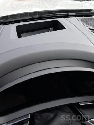 Grey Porsche Cayenne 2025 in Riga, with an engine capacity of 3.00 L and mileage of 18 thousand km for 90700 €, photo 19 on AUTOMOTO.COM.LV