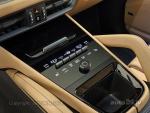 Серый Порше Каен 2026 в Таллин, объемом двигателя 3.00 л и пробегом 3 тыс. км за 141000 €, фото 16 на AUTOMOTO.COM.LV