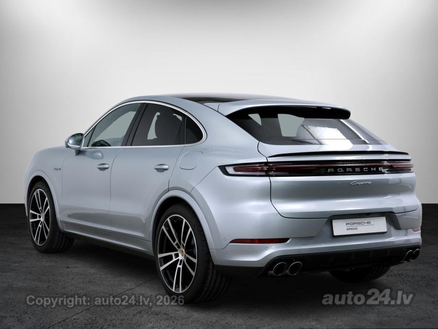 Grey Porsche Cayenne 2026 in Tallinn, with an engine capacity of 3.00 L and mileage of 8 thousand km for 129000 €, photo 5 on AUTOMOTO.COM.LV