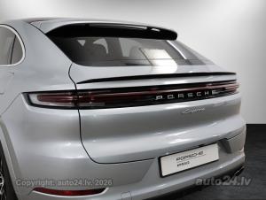 Grey Porsche Cayenne 2026 in Tallinn, with an engine capacity of 3.00 L and mileage of 8 thousand km for 129000 €, photo 10 on AUTOMOTO.COM.LV