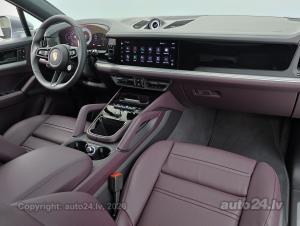 Grey Porsche Cayenne 2026 in Tallinn, with an engine capacity of 3.00 L and mileage of 8 thousand km for 129000 €, photo 18 on AUTOMOTO.COM.LV