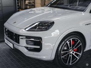 Pelēks Porsche Cayenne 2026 Viļņa, ar dzinēja tilpumu 3.00 L un nobraukumu 3 tūkst. km par 149023 €, foto 11 vietnē AUTOMOTO.COM.LV