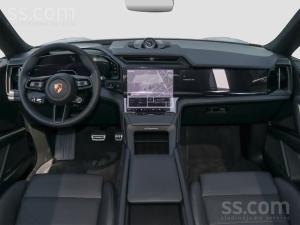 Pelēks Porsche Cayenne 2026 Rīga, ar dzinēja tilpumu 3.60 L un nobraukumu 8 tūkst. km par 139900 €, foto 7 vietnē AUTOMOTO.COM.LV