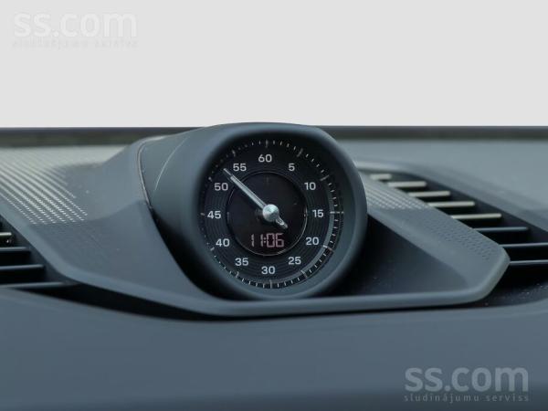 Grey Porsche Cayenne 2026 in Riga, with an engine capacity of 3.60 L and mileage of 8 thousand km for 139900 €, photo 8 on AUTOMOTO.COM.LV