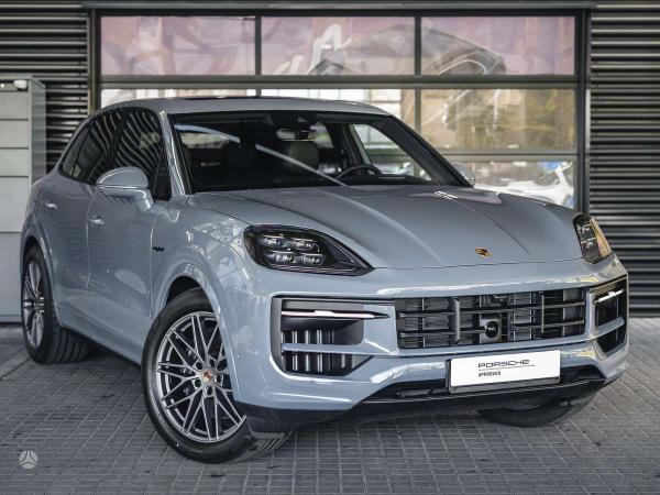 Grey Porsche Cayenne 2026 in Vilnius, with an engine capacity of 3.00 L and mileage of 3 thousand km for 128550 €, photo 8 on AUTOMOTO.COM.LV