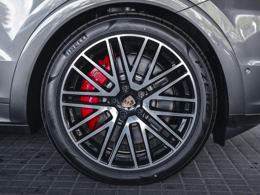 Pelēks Porsche Cayenne 2026 Viļņa, ar dzinēja tilpumu 3.00 L un nobraukumu 3 tūkst. km par 136323 €, foto 22 vietnē AUTOMOTO.COM.LV