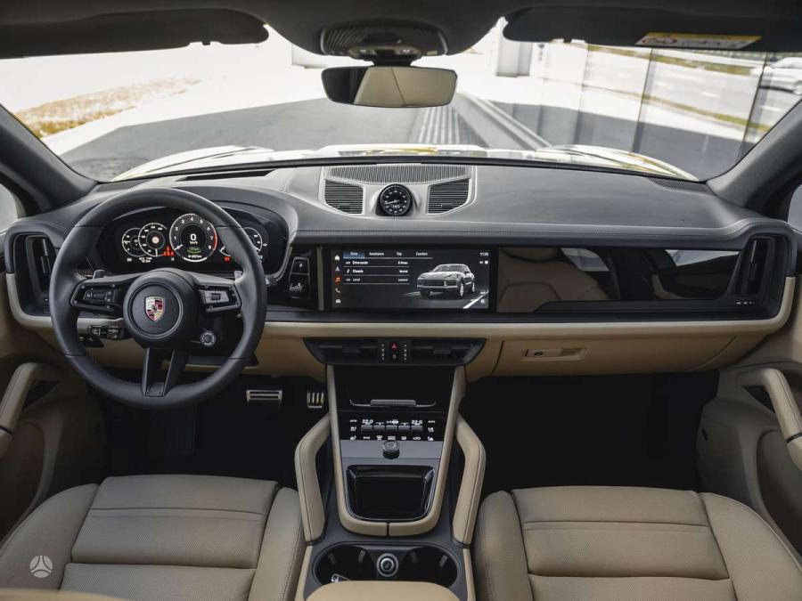 Pelēks Porsche Cayenne 2026 Viļņa, ar dzinēja tilpumu 3.00 L un nobraukumu 3 tūkst. km par 136323 €, foto 26 vietnē AUTOMOTO.COM.LV