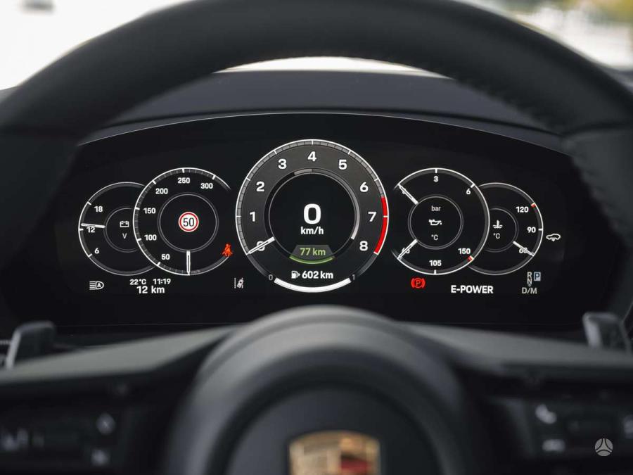 Pelēks Porsche Cayenne 2026 Viļņa, ar dzinēja tilpumu 3.00 L un nobraukumu 3 tūkst. km par 136323 €, foto 29 vietnē AUTOMOTO.COM.LV