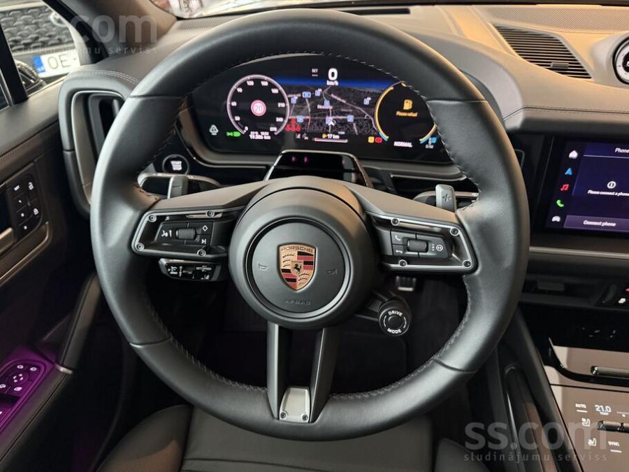 Grey Porsche Cayenne 2026 in Riga, with an engine capacity of 3.00 L and mileage of 19 thousand km for 115000 €, photo 32 on AUTOMOTO.COM.LV