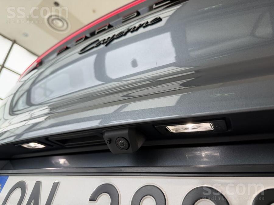 Grey Porsche Cayenne 2026 in Riga, with an engine capacity of 3.00 L and mileage of 19 thousand km for 115000 €, photo 12 on AUTOMOTO.COM.LV