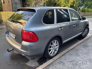 Серый Порше Каен 2005 в Таллин, объемом двигателя 4.50 л и пробегом 288 тыс. км за 7500 €, фото 4 на AUTOMOTO.COM.LV