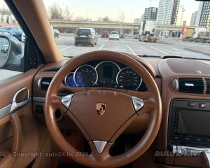 Серый Порше Каен 2005 в Таллин, объемом двигателя 4.50 л и пробегом 288 тыс. км за 7500 €, фото 13 на AUTOMOTO.COM.LV