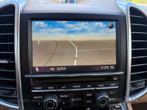 Pelēks Porsche Cayenne 2011 Tallina, ar dzinēja tilpumu 3.00 L un nobraukumu 282 tūkst. km par 14990 €, foto 28 vietnē AUTOMOTO.COM.LV
