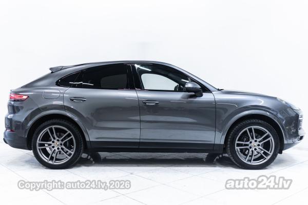 Pelēks Porsche Cayenne 2021 Tallina, ar dzinēja tilpumu 3.00 L un nobraukumu 74 tūkst. km par 75900 €, foto 4 vietnē AUTOMOTO.COM.LV