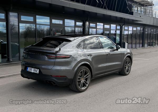 Pelēks Porsche Cayenne 2021 Tallina, ar dzinēja tilpumu 3.00 L un nobraukumu 74 tūkst. km par 75900 €, foto 5 vietnē AUTOMOTO.COM.LV