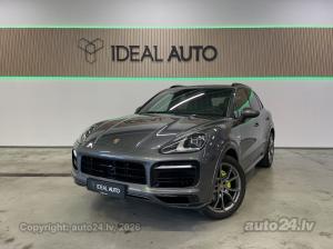 Pelēks Porsche Cayenne 2021 Tallina, ar dzinēja tilpumu 3.00 L un nobraukumu 81 tūkst. km par 66990 €, foto  vietnē AUTOMOTO.COM.LV