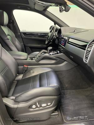 Pelēks Porsche Cayenne 2021 Tallina, ar dzinēja tilpumu 3.00 L un nobraukumu 81 tūkst. km par 66990 €, foto 10 vietnē AUTOMOTO.COM.LV