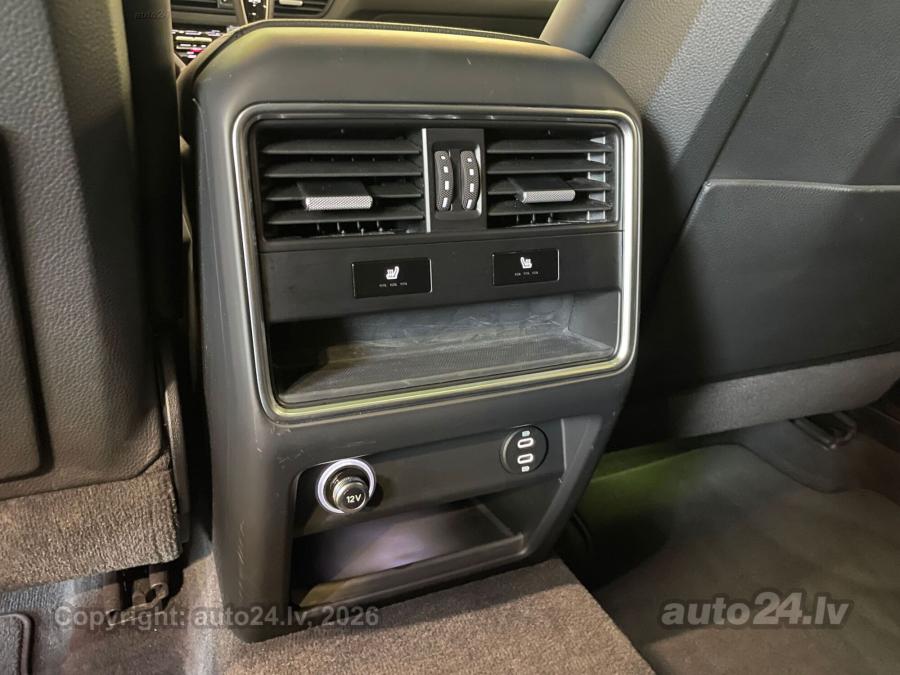Pelēks Porsche Cayenne 2021 Tallina, ar dzinēja tilpumu 3.00 L un nobraukumu 81 tūkst. km par 66990 €, foto 19 vietnē AUTOMOTO.COM.LV