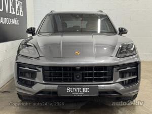 Grey Porsche Cayenne 2023 in Tallinn, with an engine capacity of 4.00 L and mileage of 58 thousand km for 94995 €, photo 4 on AUTOMOTO.COM.LV
