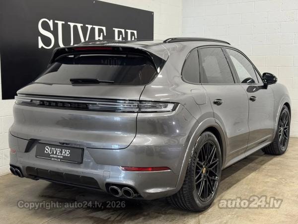 Porsche Cayenne 2023 in Tallinn on AUTOMOTO.COM.LV Grey Porsche Cayenne 2023 in Tallinn, with an engine capacity of 4.00 L and mileage of 58 thousand km for 94995 €, photo 8 on AUTOMOTO.COM.LV