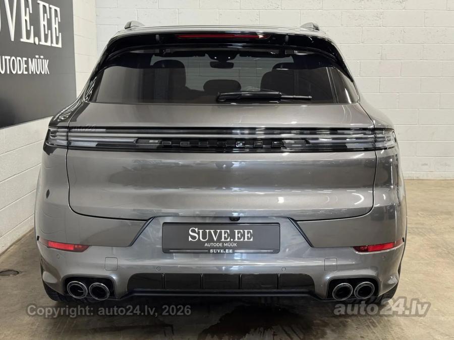 Grey Porsche Cayenne 2023 in Tallinn, with an engine capacity of 4.00 L and mileage of 58 thousand km for 94995 €, photo 9 on AUTOMOTO.COM.LV