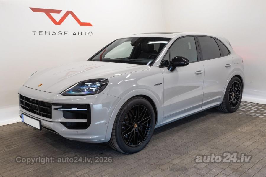 Grey Porsche Cayenne 2026 in Tartu, with an engine capacity of 3.00 L and mileage of 6 thousand km for 145003 €, photo 1 on AUTOMOTO.COM.LV