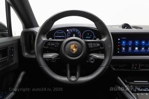 Grey Porsche Cayenne 2026 in Tartu, with an engine capacity of 3.00 L and mileage of 6 thousand km for 145003 €, photo 10 on AUTOMOTO.COM.LV