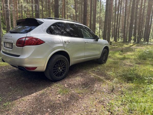 Porsche Cayenne 2013 Jūrmala, ar dzinēja tilpumu 3.00 L un nobraukumu 354 tūkst. km par 17500 €, foto 1 vietnē AUTOMOTO.COM.LV