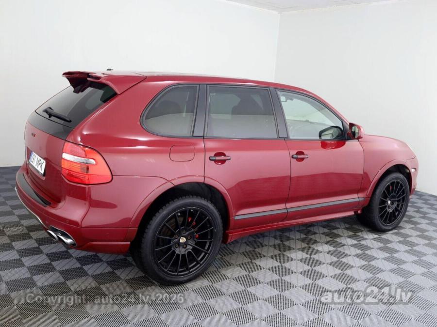 Red Porsche Cayenne 2008 in Tallinn, with an engine capacity of 4.80 L and mileage of 312 thousand km for 4999 €, photo 3 on AUTOMOTO.COM.LV