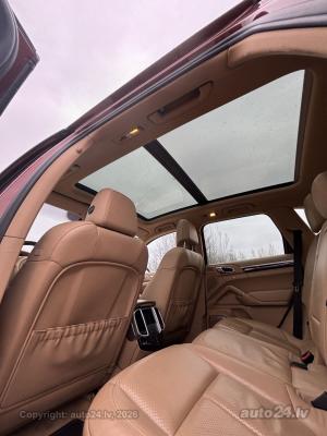 Sarkans Porsche Cayenne 2010 Tartu, ar dzinēja tilpumu 4.80 L un nobraukumu 240 tūkst. km par 15900 €, foto 14 vietnē AUTOMOTO.COM.LV