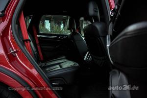 Sarkans Porsche Cayenne 2013 Tallina, ar dzinēja tilpumu 3.00 L un nobraukumu 290 tūkst. km par 19999 €, foto 13 vietnē AUTOMOTO.COM.LV