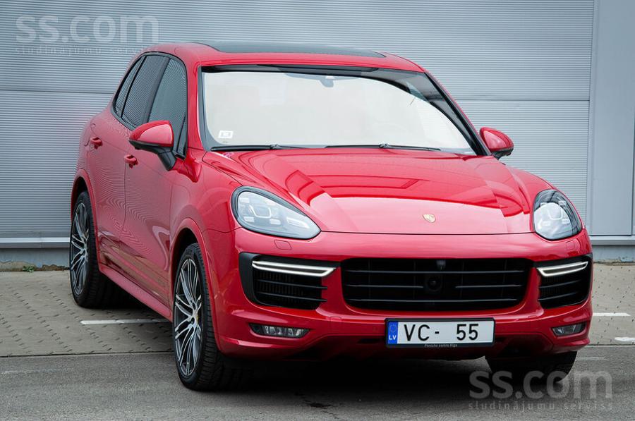 Sarkans Porsche Cayenne 2016 Rīga, ar dzinēja tilpumu 3.60 L un nobraukumu 126 tūkst. km par 39900 €, foto 12 vietnē AUTOMOTO.COM.LV